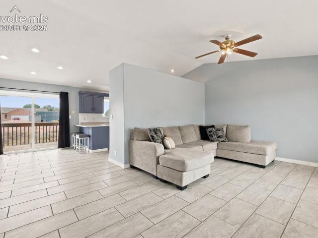 807 S Aguilar Lane