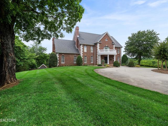 807 S Peters Rd