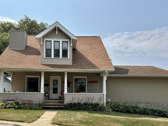 807 South St, Audubon, IA 50025