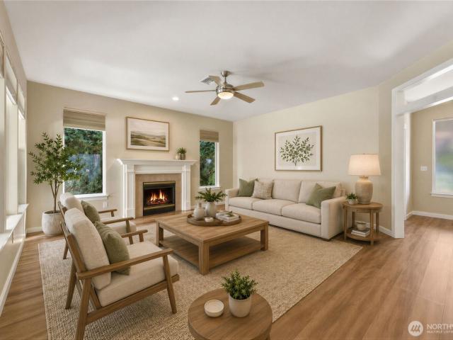 807 SE Covey Court