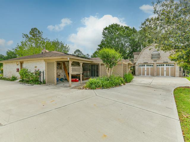 807 Stadium Circle