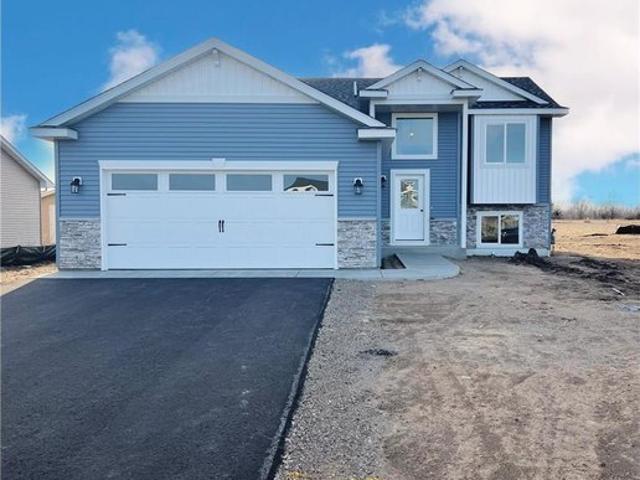 807 Prateria Ave, Avon, MN 56310
