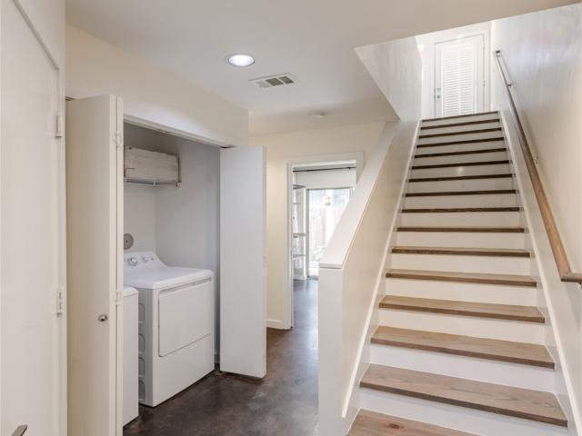 807 Robin St, Houston, TX 77019 | MLS #25413 | Compass