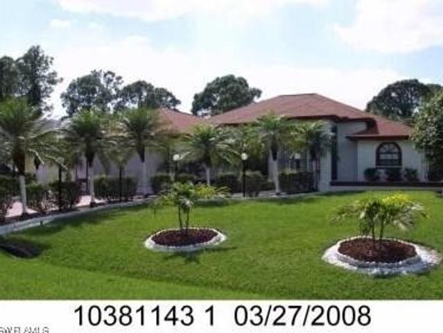 807 Roosevelt Ave, Lehigh Acres, FL 33936