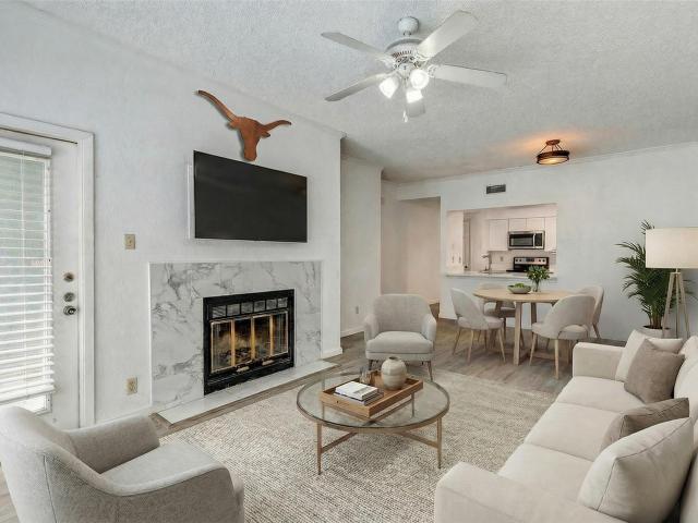 807 W 25th St # 214