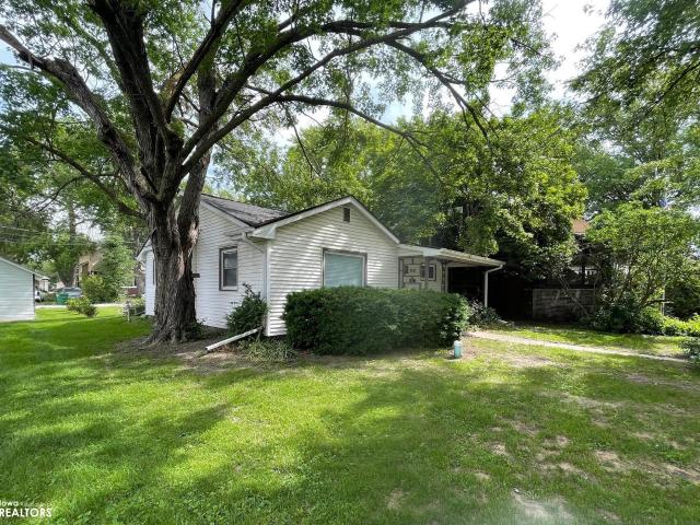 807 W Adams Street