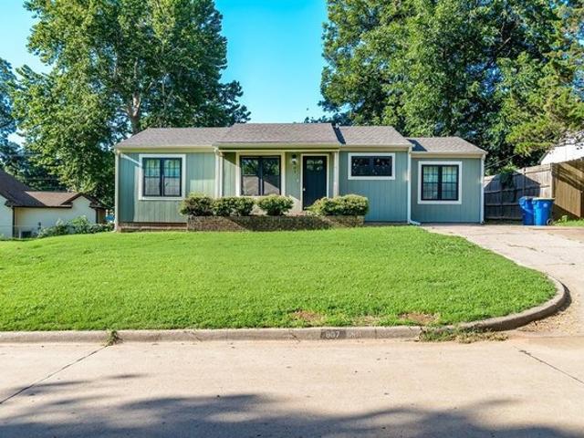 807 W Bennett Dr, Stillwater, OK 74075
