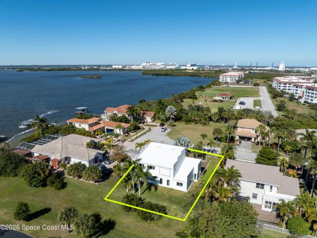 807 W Central Boulevard, Cape Canaveral, US, FL