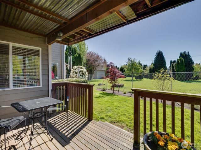 807 W Main St, Unit B, Monroe, WA 98272 | MLS #2515 | Compass