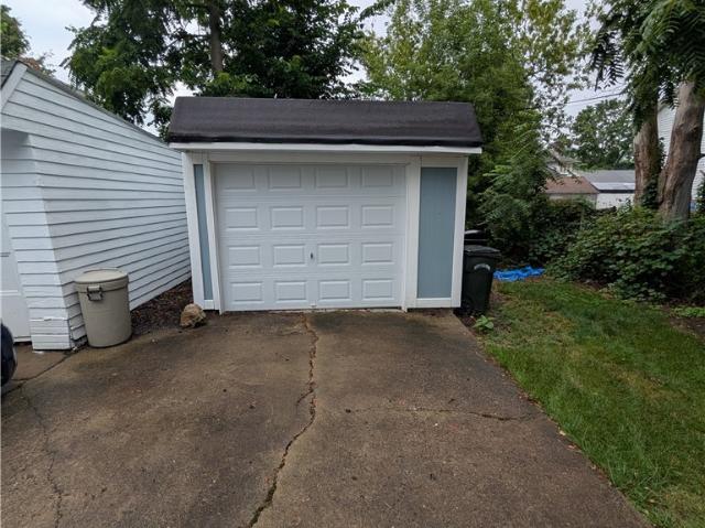 807 Woodland Avenue