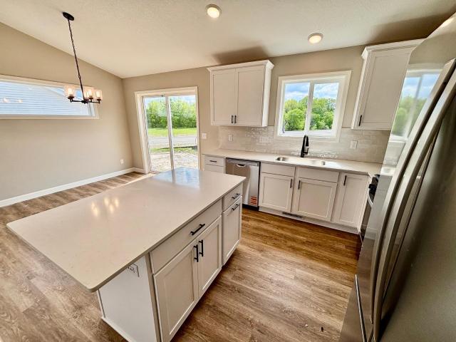 807 Walnut Grove Lane