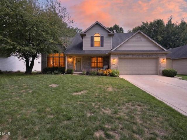 807 Whisperwood Pkwy, Holland, OH 43528