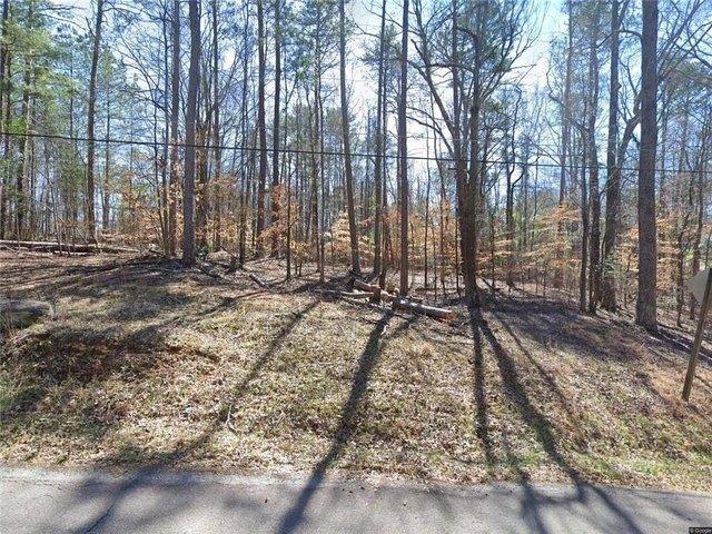807 Timber Ridge Dr, Athens, GA 30607