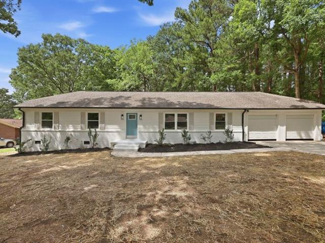 807 Yosemite Cir, Durham, NC 27713