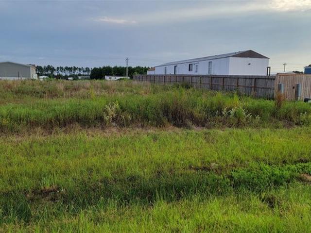 8084 Road 5866, Dayton, TX 77327