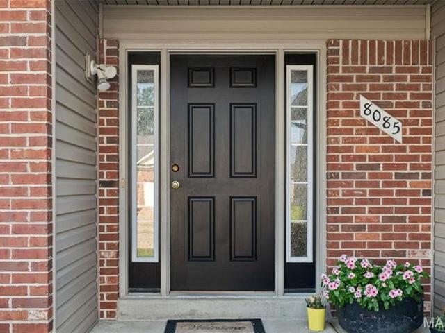 8085 Glen Arbor Dr, Lake Saint Louis, MO 63367