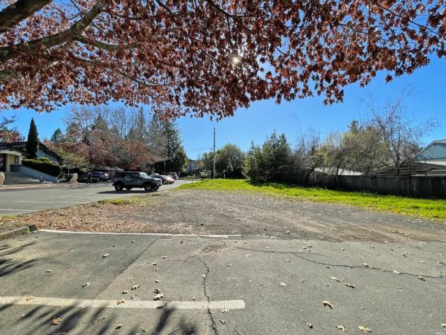 8086 Bodega Ave, Sebastopol, CA 95472 | MLS #326062