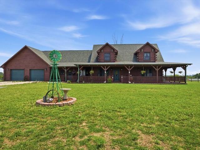 8086 County Road Aj 420, Ava, MO 65608