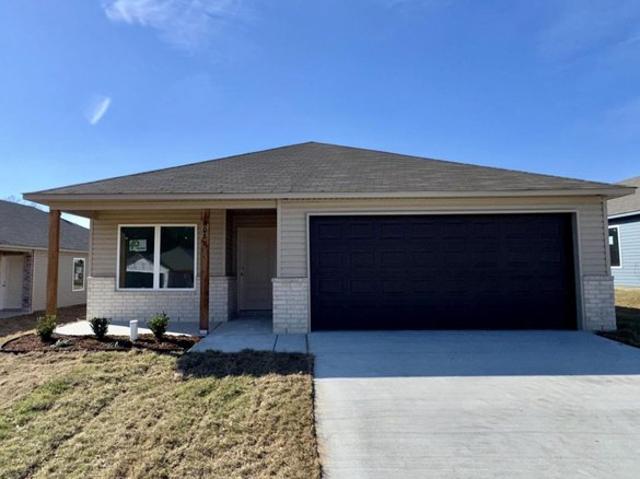 8088 Chesapeake Trl, Bauxite, AR 72011