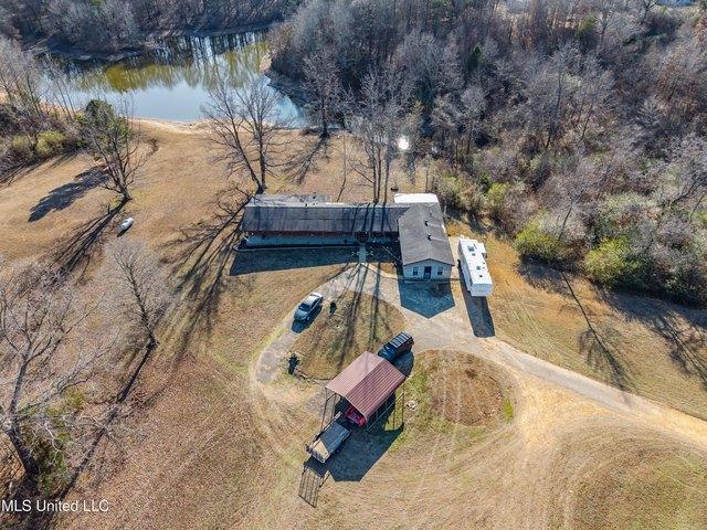 8088 Pope Crowder Rd, Pope, MS 38658