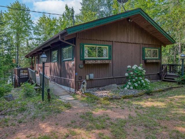 8080 Bow Rd, Presque Isle, WI 54557
