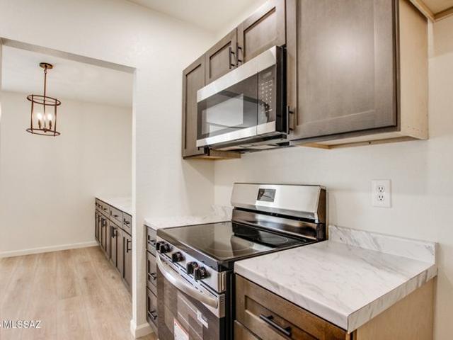 8080 E Speedway Blvd Unit 607, Tucson, AZ 85710