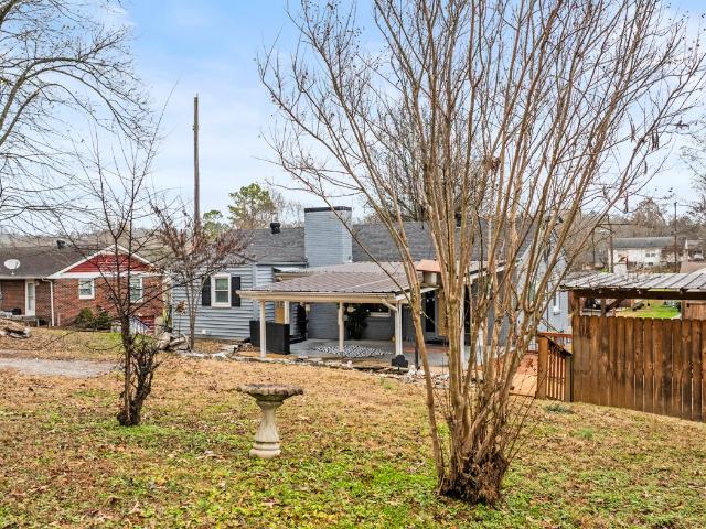808 3rd Ave