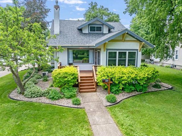 808 3rd Ave SE, Waseca, MN 56093