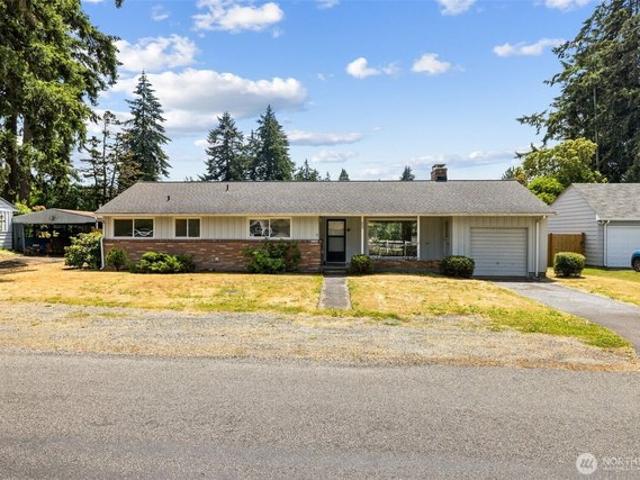 808 117th St S, Tacoma, WA 98444