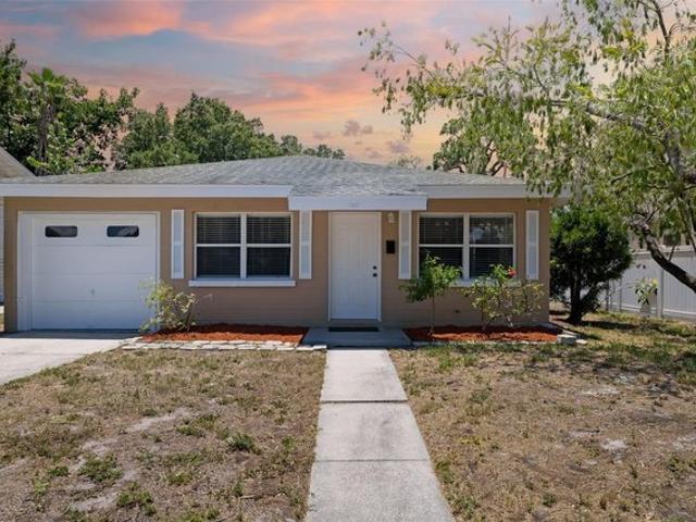 808 26th St W, Bradenton, FL 34205
