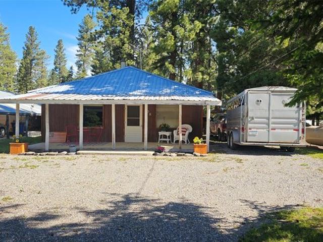 808 2nd St N, Lincoln, MT 59639
