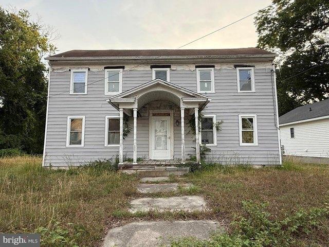 808 2nd St, Pocomoke City, MD 21851