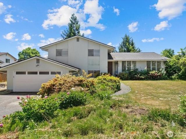 808 92nd St SE, Everett, WA 98208