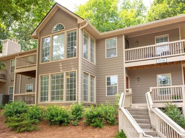 808 Country Park Dr SE, Smyrna, GA 30080