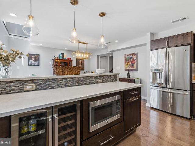 808 Carpenter Street # C