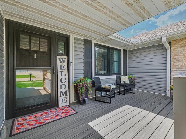808 Cedar Ridge Court
