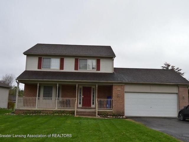 808 Church St, Fowlerville, MI 48836