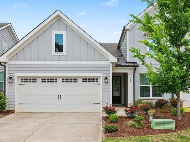 808 Churton Pl, Cary, NC 27518