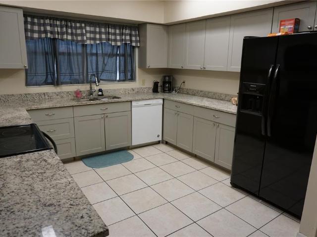 808 Childers Loop, Brandon, FL 33511 | MLS #TB8488 | Compass