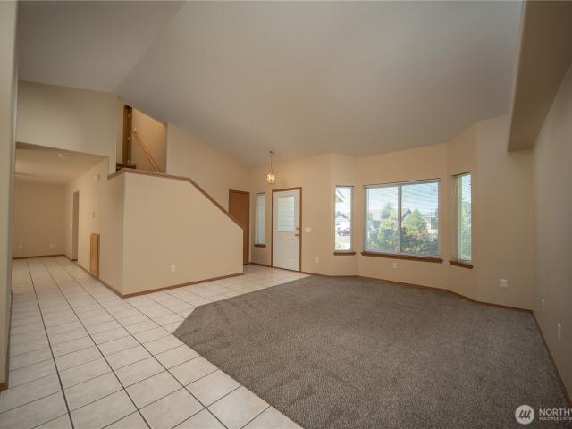 808 Acacia Lane