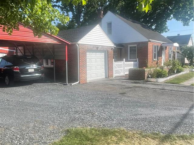 808 Arch Street