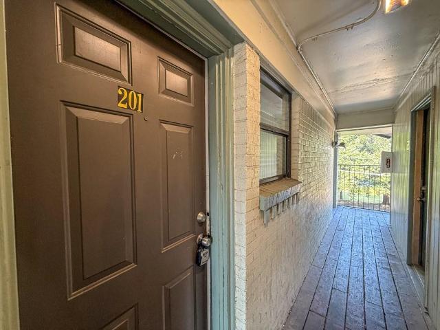 808 Blaylock Drive # 201