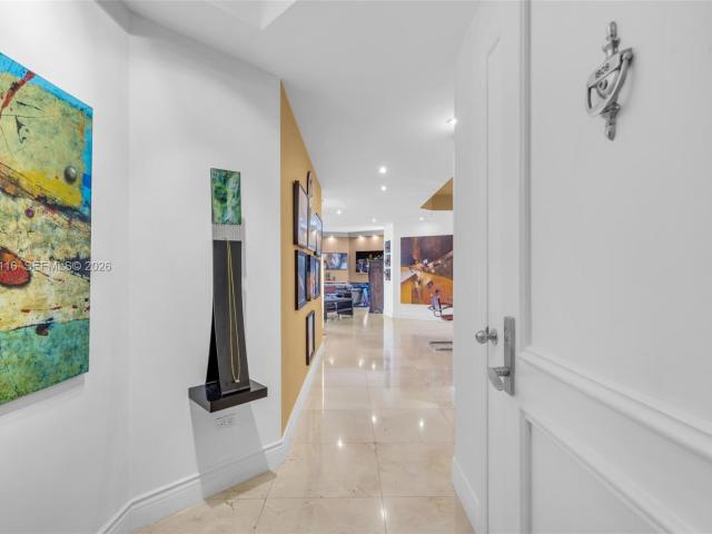 808 Brickell Key Dr, Unit 1808, Miami, FL 33131 | MLS #A11956