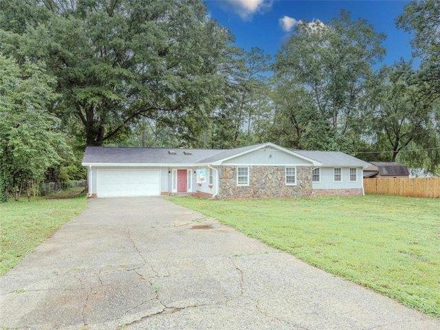 808 Glen Cir SW, Lawrenceville, GA 30044