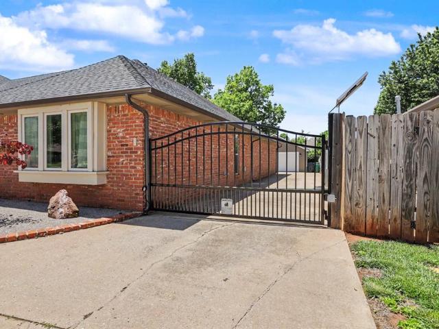 808 Glenridge Drive