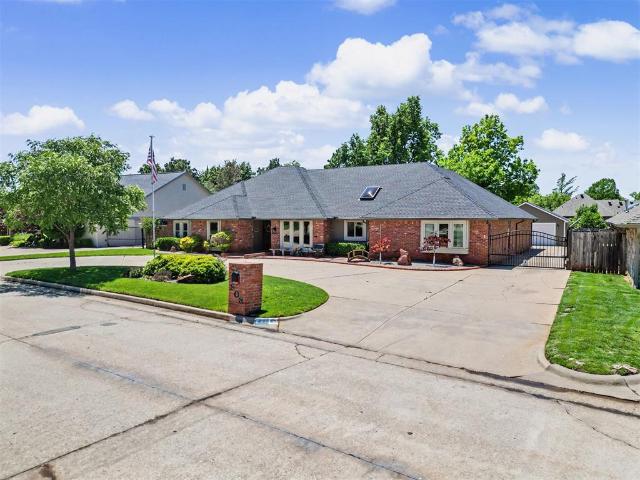 808 Glenridge Drive