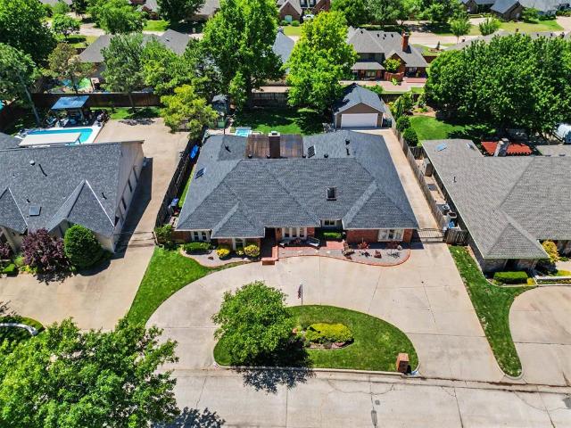 808 Glenridge Drive