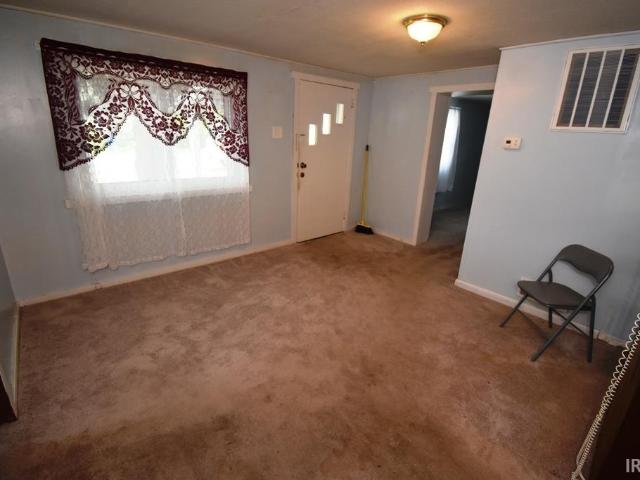 808 Dolsen Street