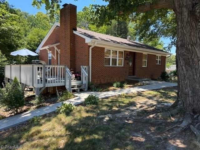 808 Donnell St, Kernersville, NC 27284