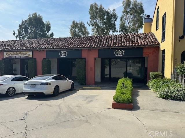 808 E Whittier